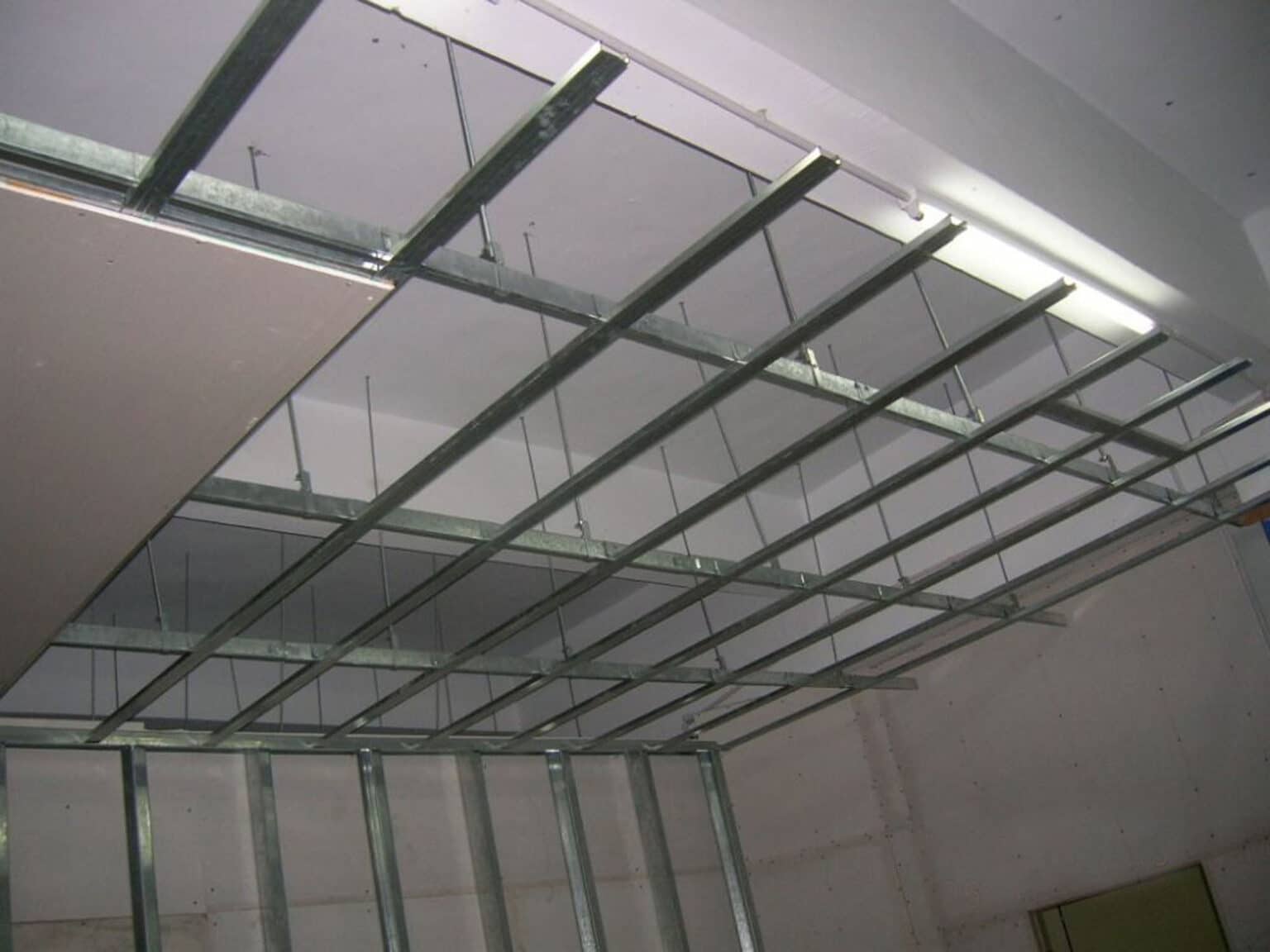 Metal Furring: Applying a Suitable Ceiling Frame