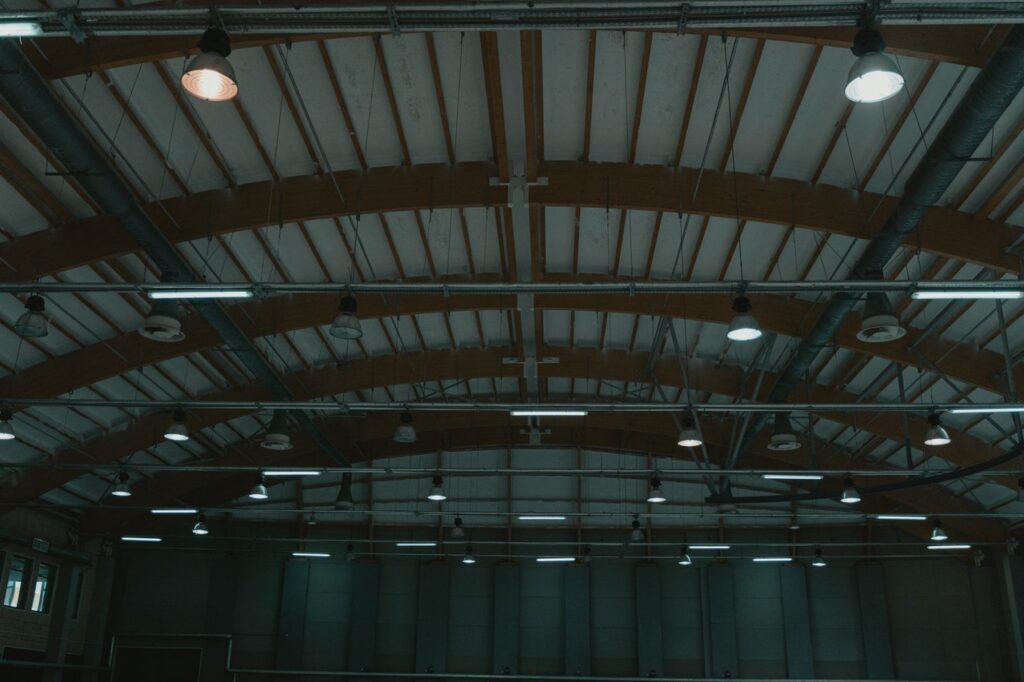 Advantages of Pre-painted Long Span Roofs