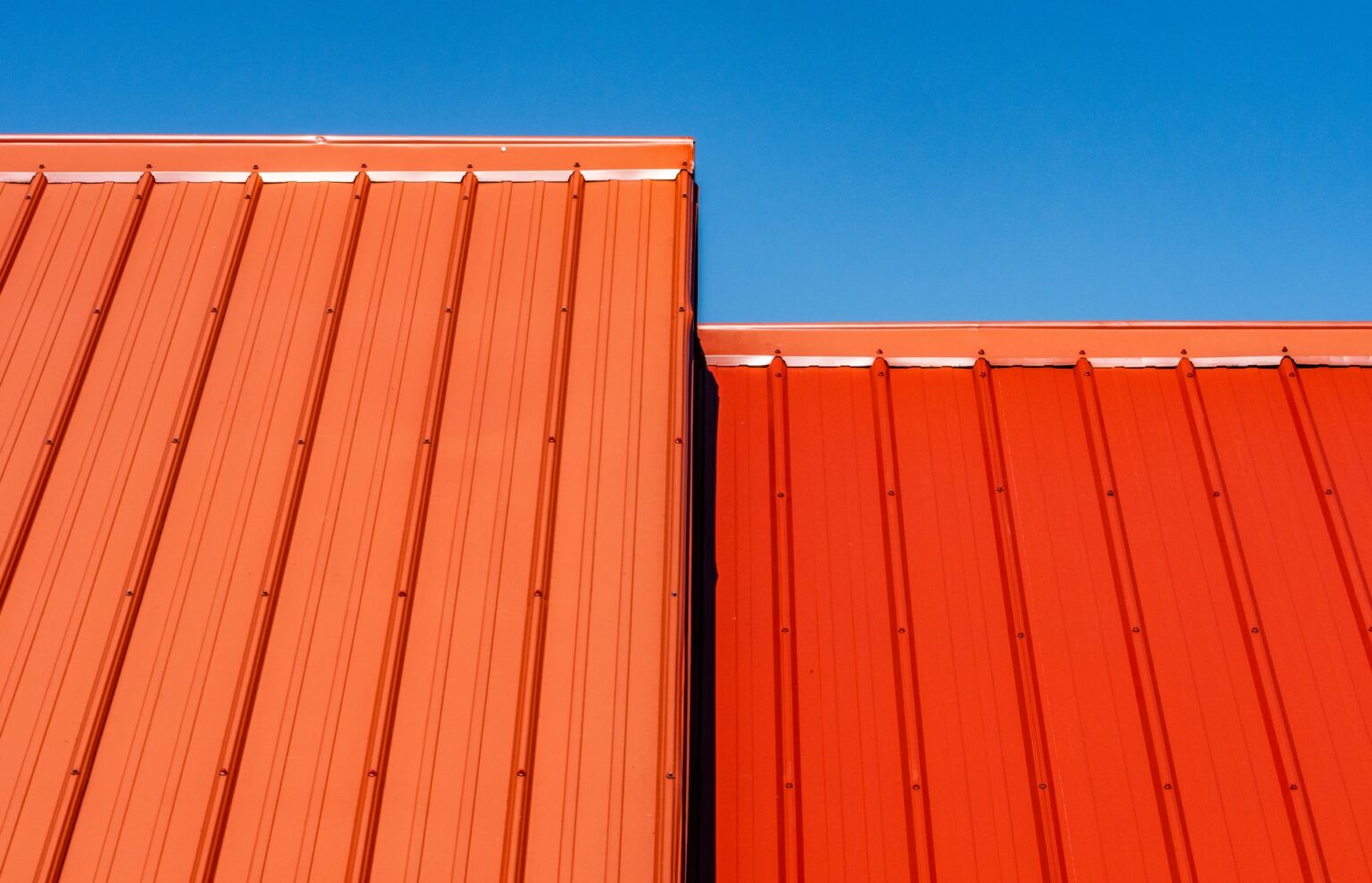 Galvalume vs Galvanized Roofs Differences and Functions