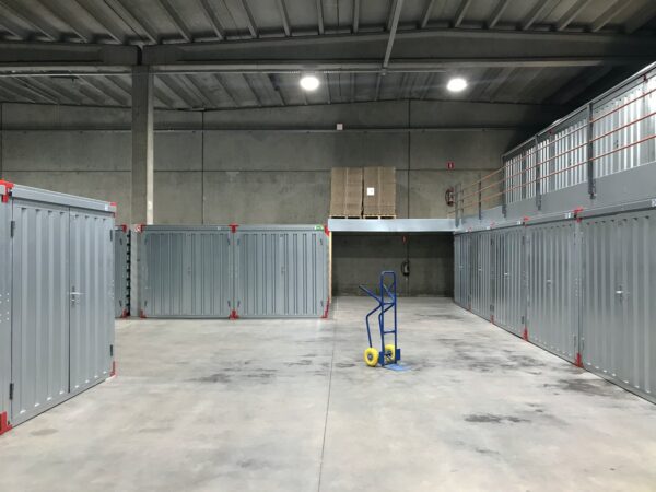 Warehouse and Courier Industry in the Philippines